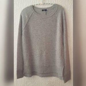 Magaschoni Clothing Website: Premium Cashmere Apparel